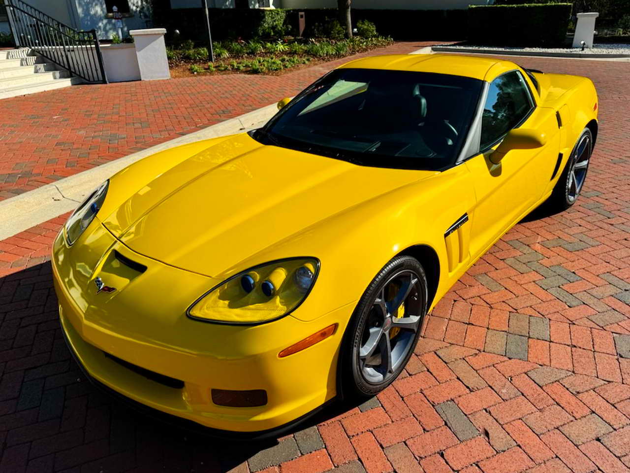 TheVetteNet.com - 2012 Corvette Coupe Velocity Yellow