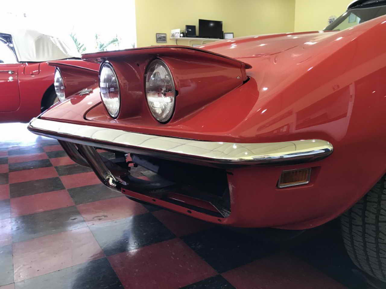 TheVetteNet.com - 1969 Corvette Convertible Monza Red