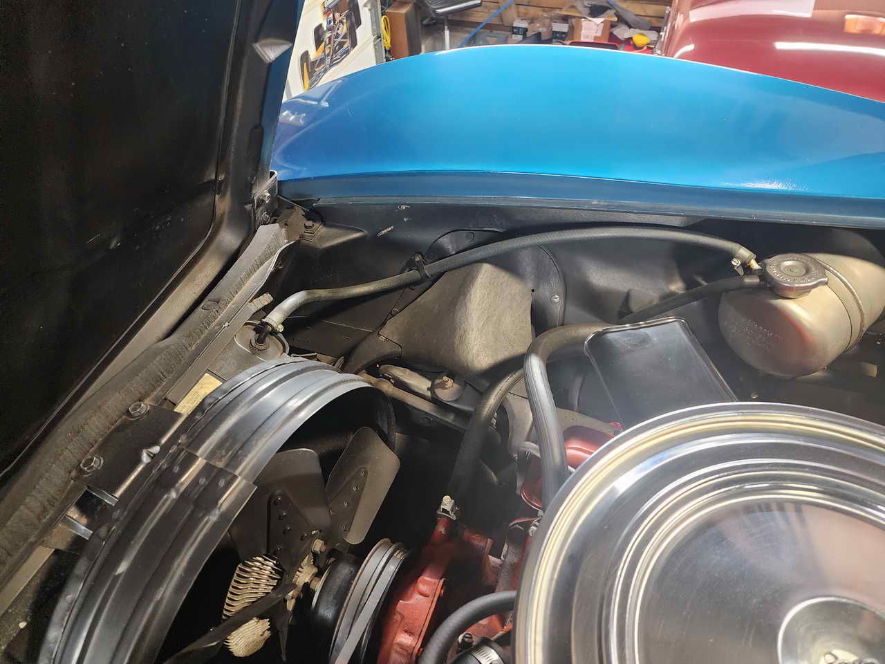 TheVetteNet.com - 1972 Corvette T-Top Bryar Blue 945
