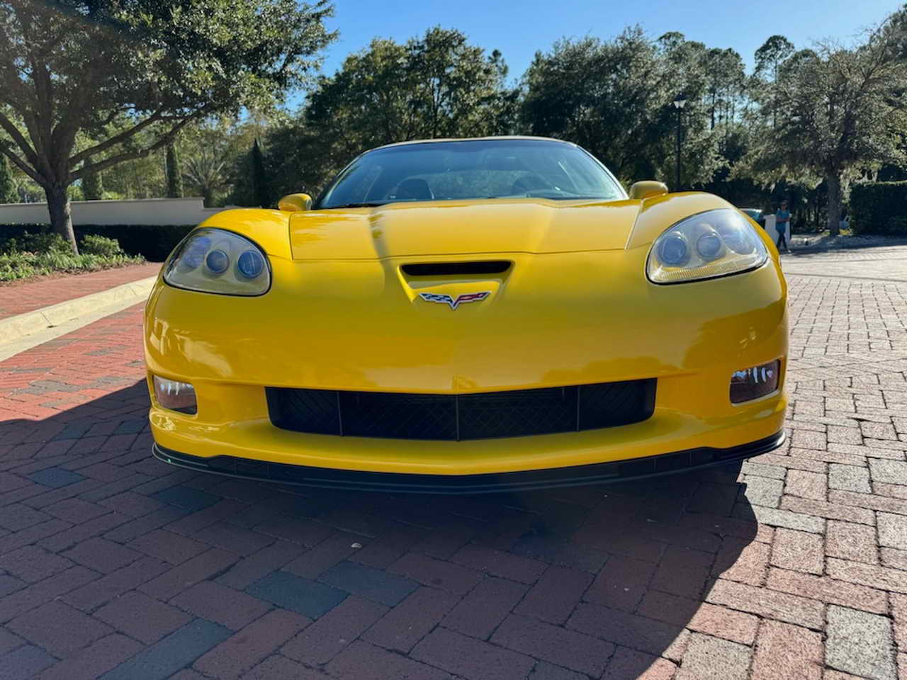 TheVetteNet.com - 2012 Corvette Coupe Velocity Yellow