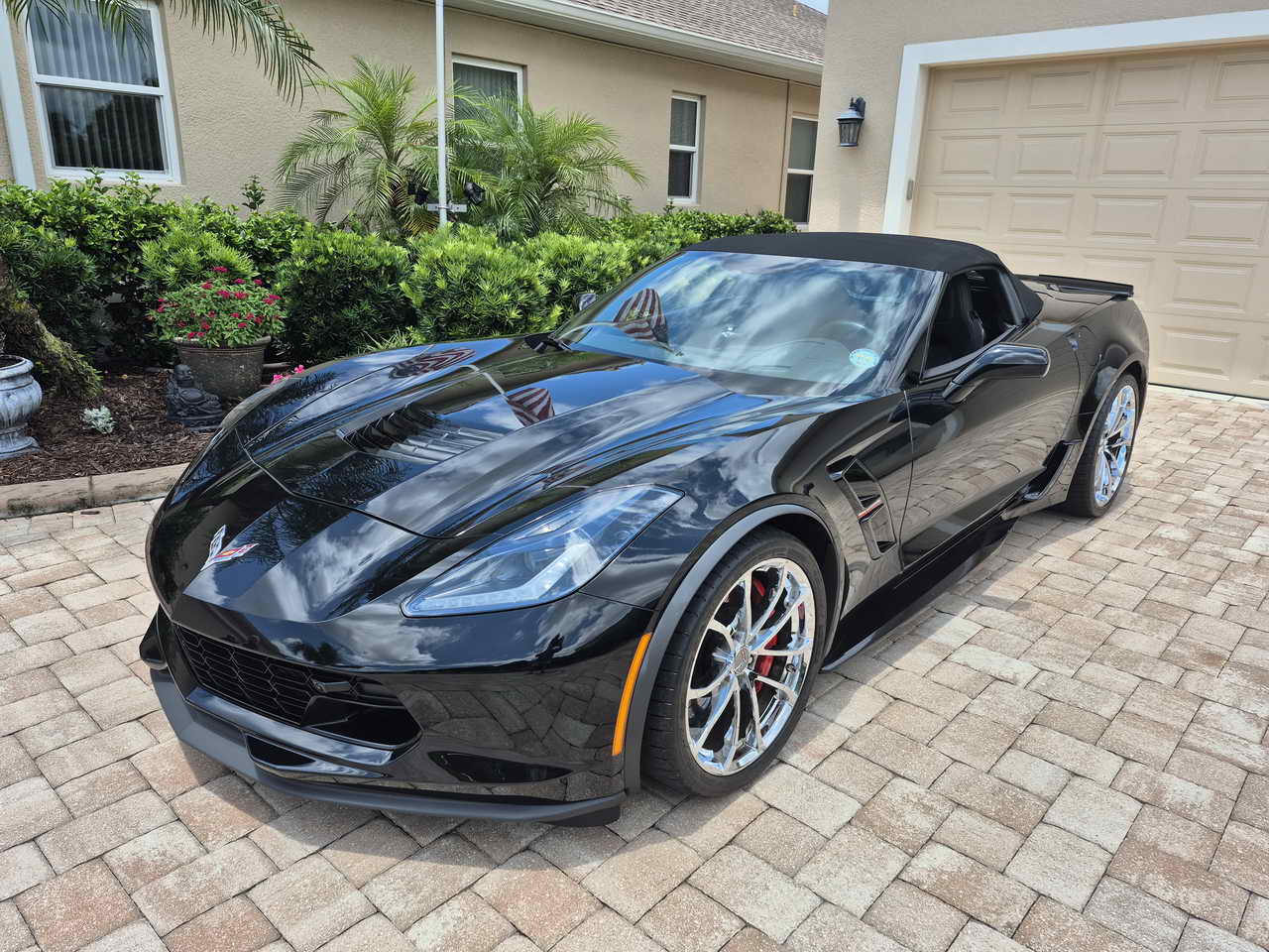 TheVetteNet.com - 2018 Corvette Convertible GS Black