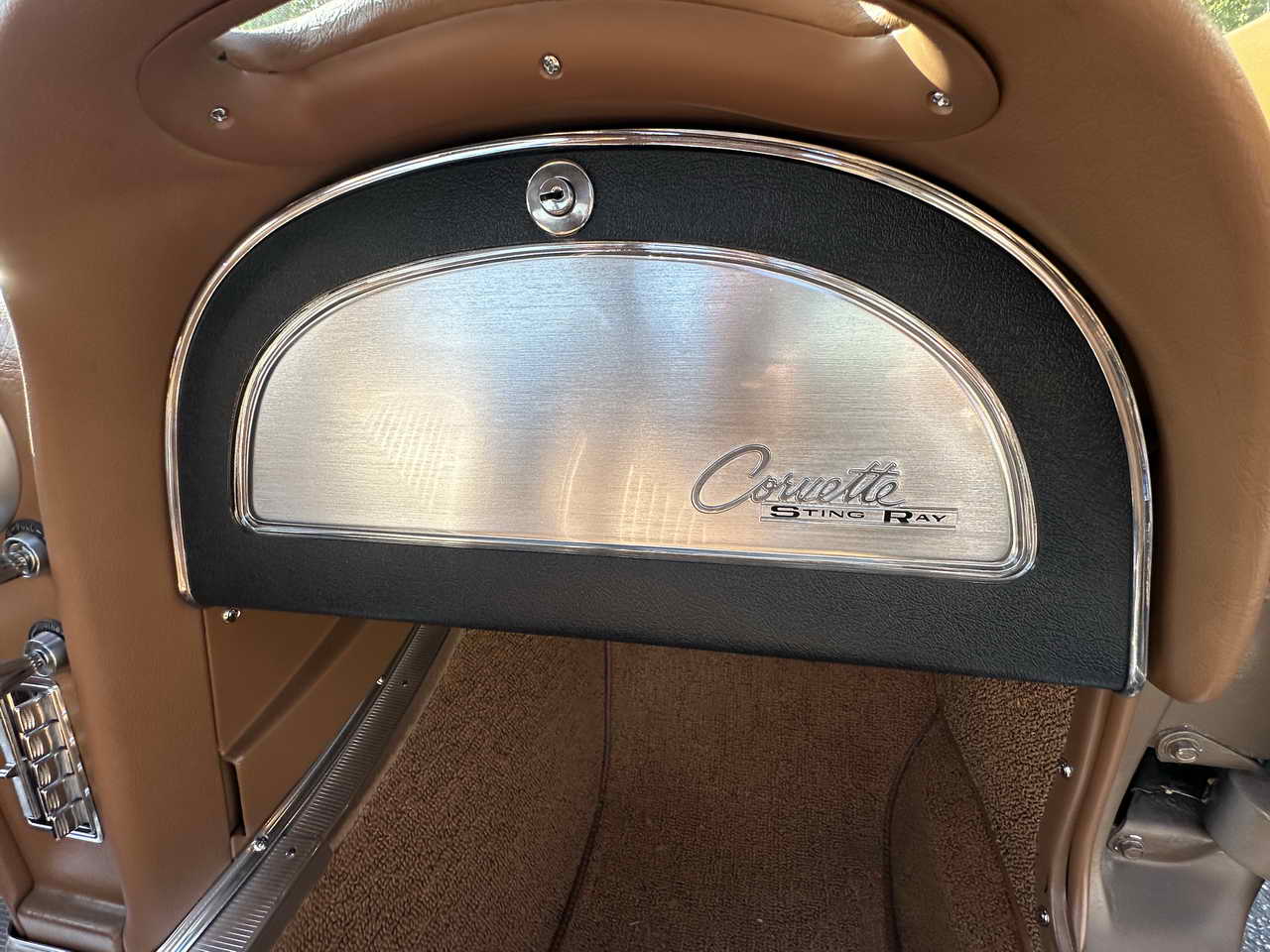 TheVetteNet.com - 1972 Corvette T-Top Bryar Blue 945