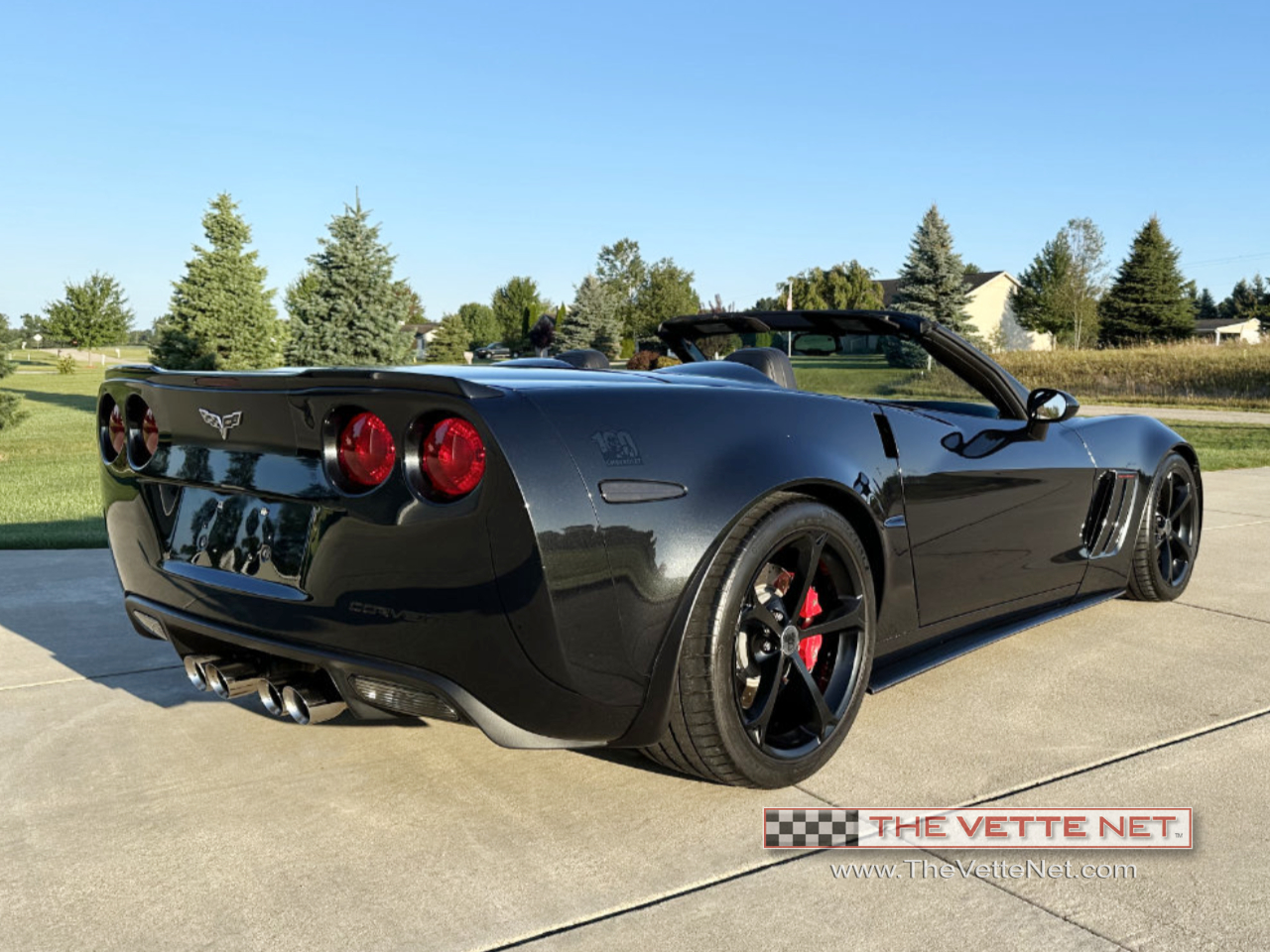 TheVetteNet.com - 2012 Corvette Convertible Carbon Flash Black