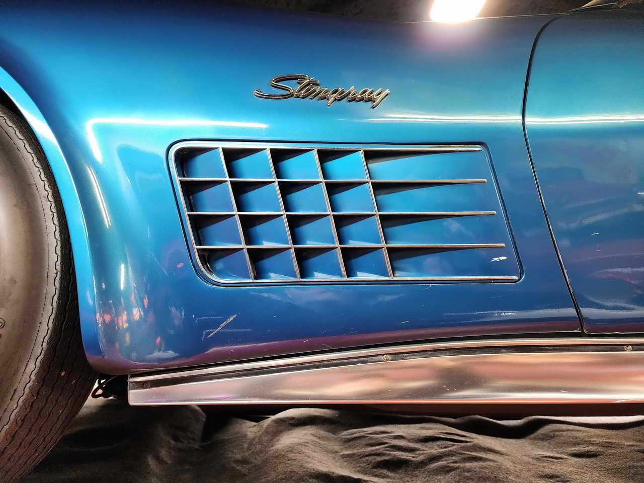 TheVetteNet.com - 1972 Corvette T-Top Bryar Blue 945