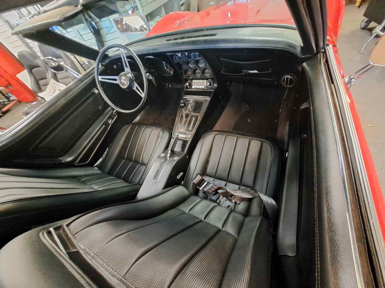 TheVetteNet.com - 1972 Corvette Coupe Mille Miglia Red
