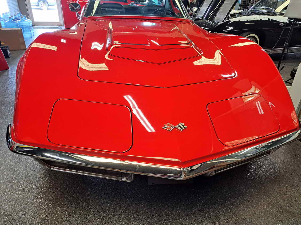 TheVetteNet.com - 1972 Corvette T-Top Red