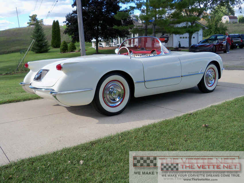 TheVetteNet.com - 1954 Corvette Convertible Polo White