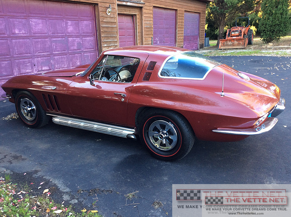 TheVetteNet.com - 1965 Corvette Coupe Maroon