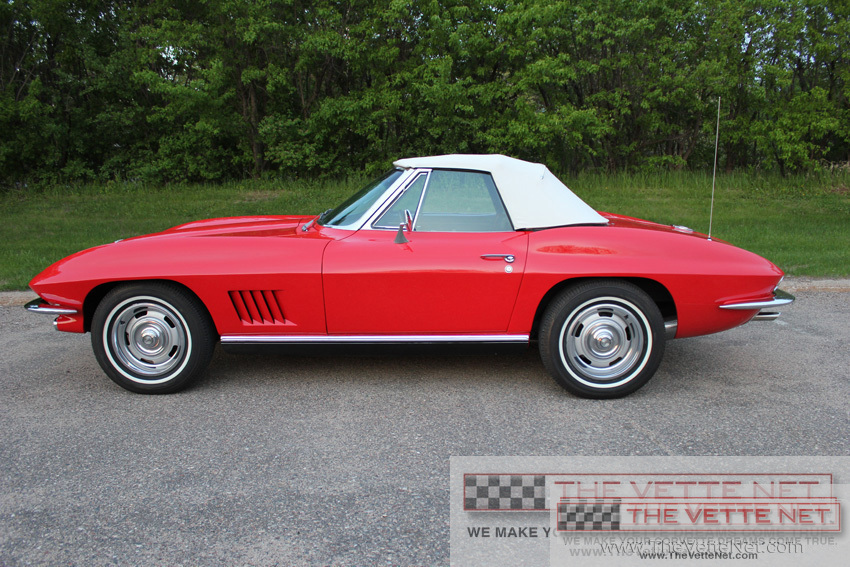 TheVetteNet.com - 1967 Corvette Convertible Red