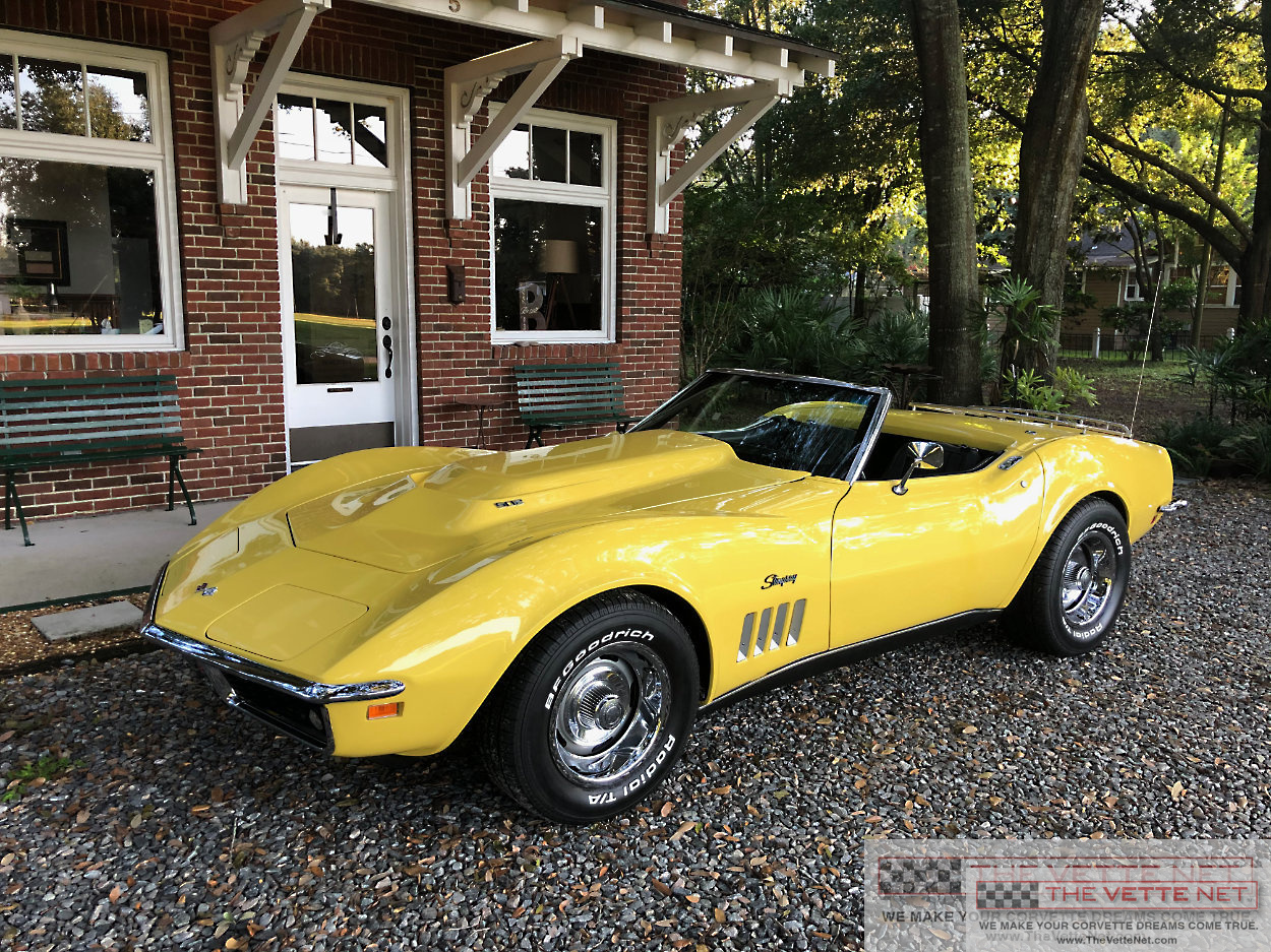 TheVetteNet.com - 1969 Corvette Convertible Custom Daytona Yellow