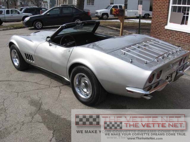 TheVetteNet.com - 1968 Corvette Convertible Silverstone Silver
