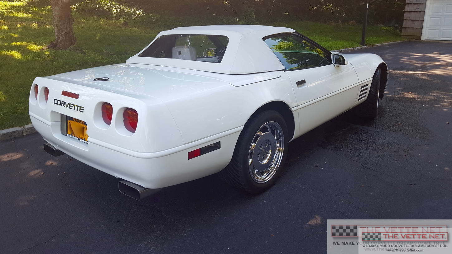 TheVetteNet.com - 1993 Corvette Convertible White